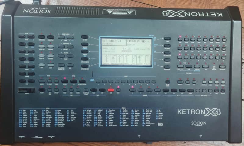Ketron x4 Hd - arrangeur + vocalist | Reverb