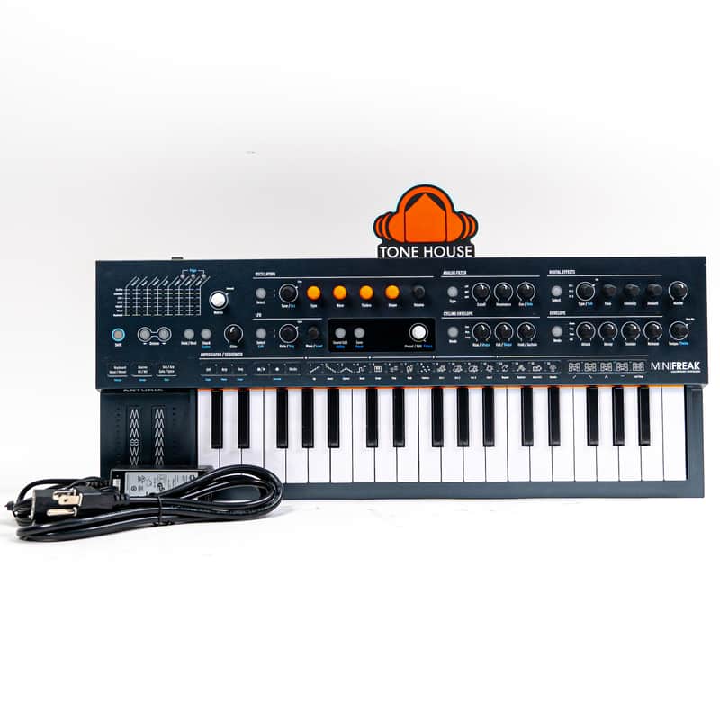 Arturia MiniFreak – 37-Key Hybrid Synthesizer Keyboard with | Reverb