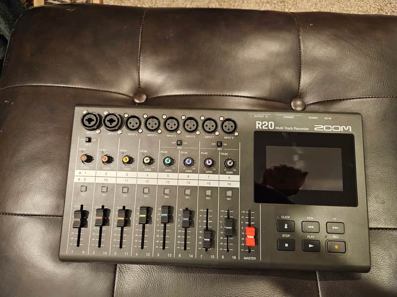 Zoom R20 Multitrack Recorder 2021 - Present - Black | Reverb