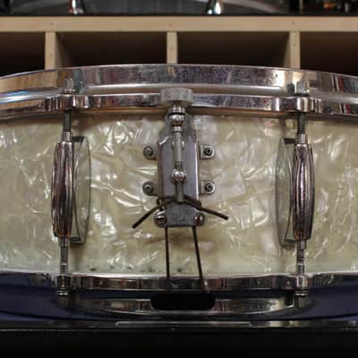 1960s Gretsch 5.5x14 Name Band Snare Drum in White Marine | Reverb