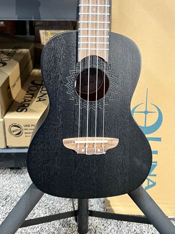 Luna Uke Vintage Mahogany Concert Ukulele, Black Satin | Reverb
