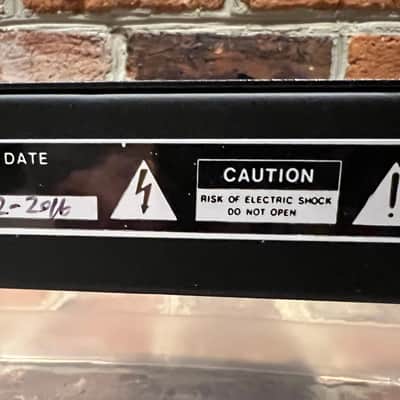 Aphex 141B – Eight-Channel ADAT to Analog (D to A) Converter | Reverb