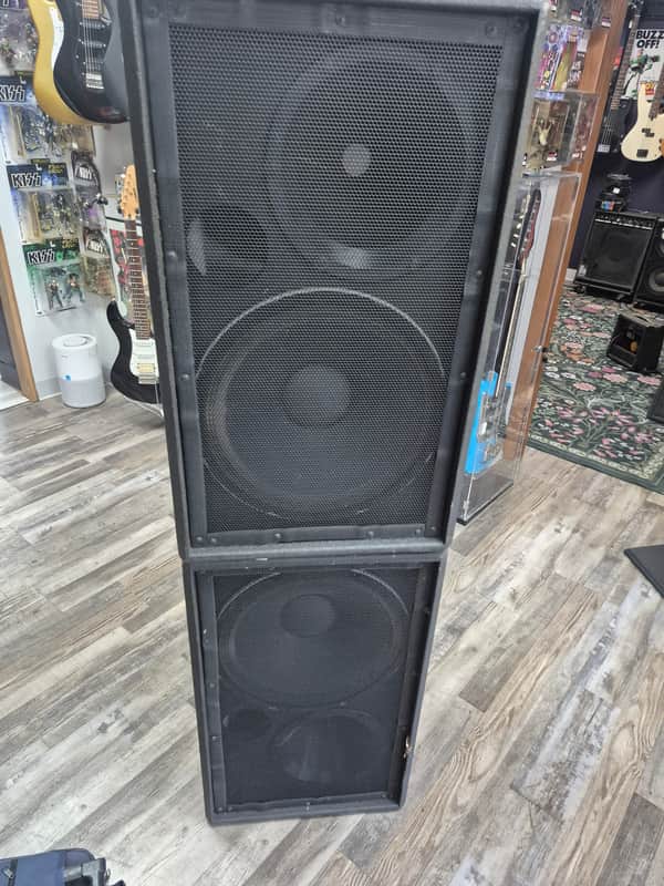 Peavey Dth sm pair | Reverb