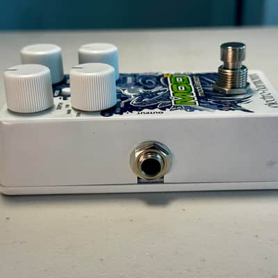 Electro-Harmonix Mod 11 Modulator with Tap Tempo Pedal | Reverb
