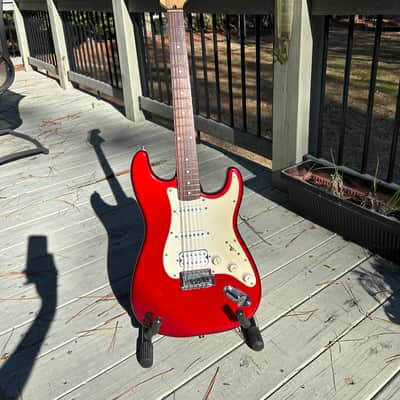 Squier Affinity Series Stratocaster HSS with Rosewood | Reverb