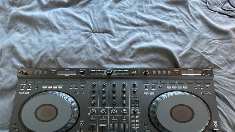 AlphaTheta DDJ-GRV6 4-Channel Stem Rekordbox Serato DJ | Reverb