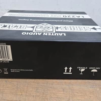 Lauten Audio LA-220 FET Large Diaphragm Condenser Microphone | Reverb