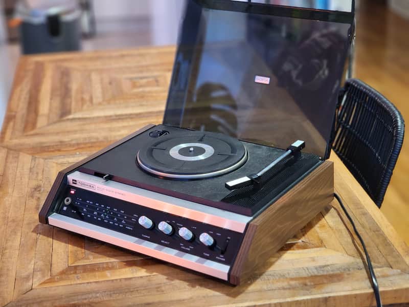 Toshiba Solid State Stereo SM-130 Vintage Turntable 1970's | Reverb