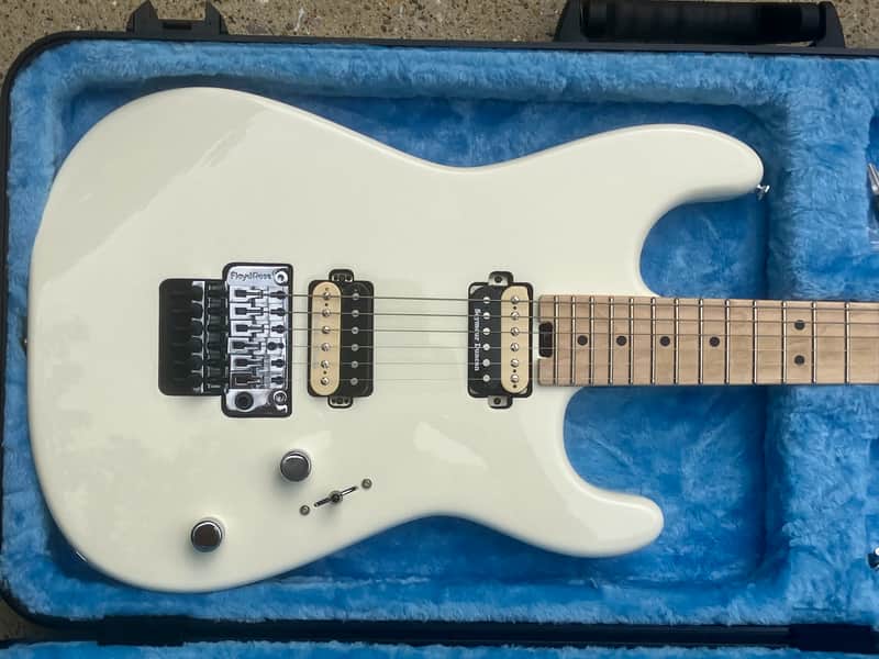 Charvel Pro-Mod San Dimas Style 1 HH FR M white 2018 Gator | Reverb