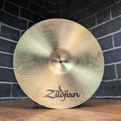 Zildjian Avedis 14" Thin Crash Cymbal – Classic Avedis Tone – | Reverb