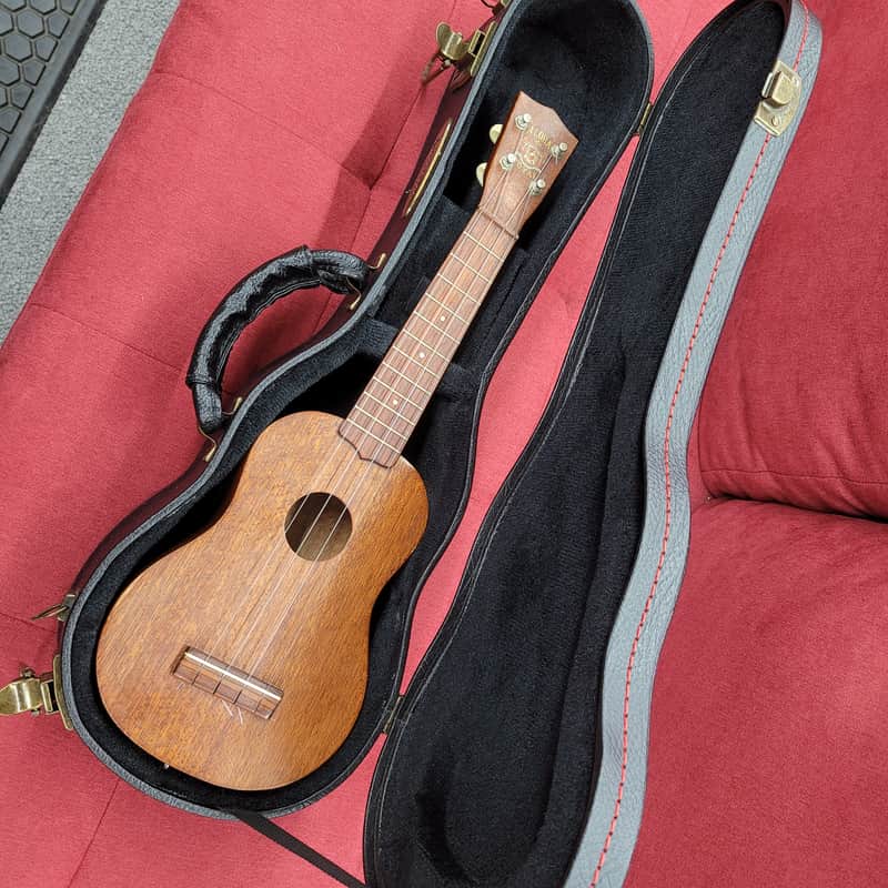 Aloha Royal Soprano Ukulele with Case - Mahogany | Reverb