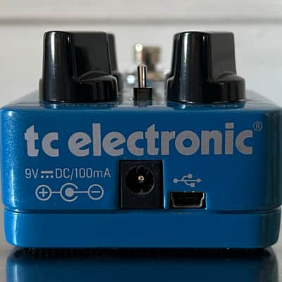 TC Electronic Flashback Delay & Looper Guitar or Bass Effect | Reverb