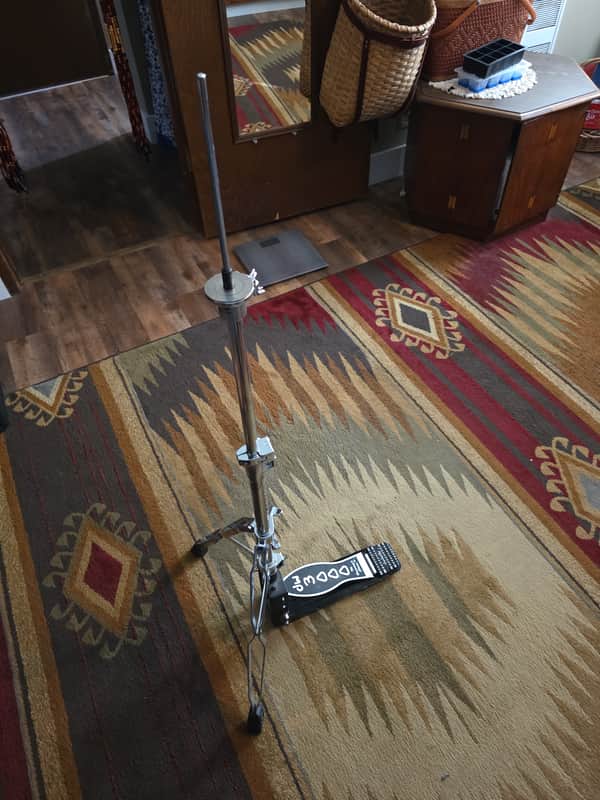 DW Hi hat stand 2 leg 2000's - Chrome black | Reverb