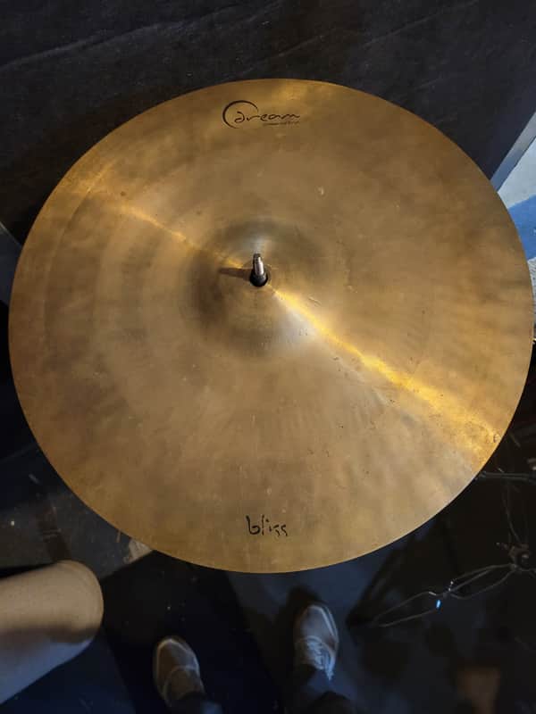 Dream Cymbals 17" Bliss Series Crash 1104 grams (video demo) | Reverb