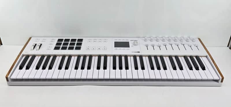 Arturia KeyLab 61 MkIII MIDI Controller - White | Reverb Canada