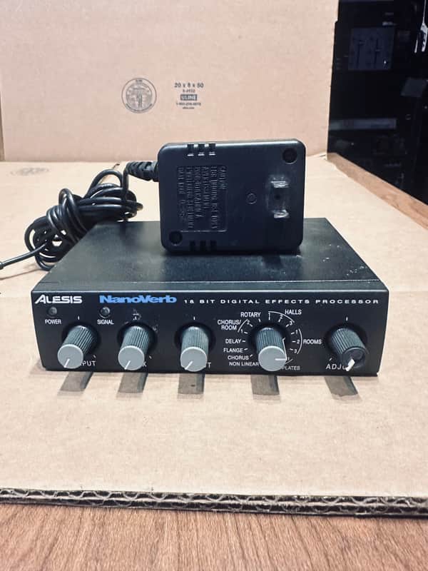 Alesis NanoVerb 18-Bit Digital Effects Processor w/ Power | Reverb