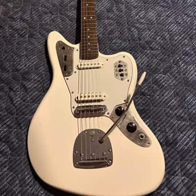 Fender Squier Classic Vibe '60s Jaguar 2022 - Olympic White | Reverb