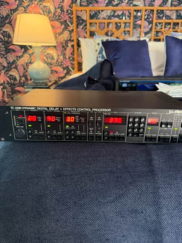 TC Electronic 2290 Dynamic Digital Delay 1985 - 2005 - Black | Reverb