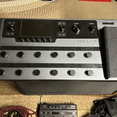 Line 6 Helix Floor amp modeler 2022 - Space Gray | Reverb