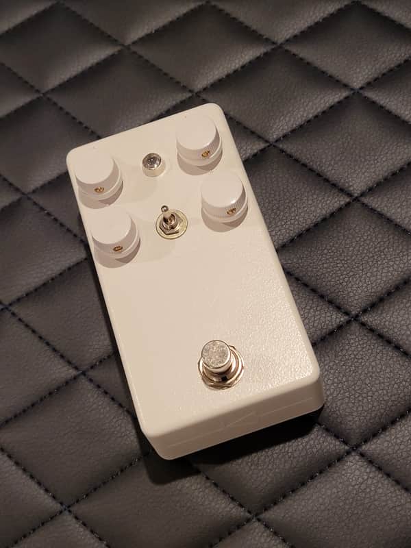 K Pedals The White Pedal Fuzz Jext Telez Pedal Clone | Reverb