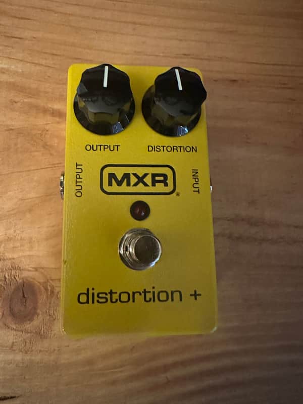 MXR M104 Distortion + 1995 - Present - Yellow | Reverb