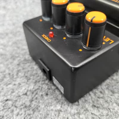 BOSS HM-2 Heavy Metal Distortion Guitar Effects Pedal | Reverb UK