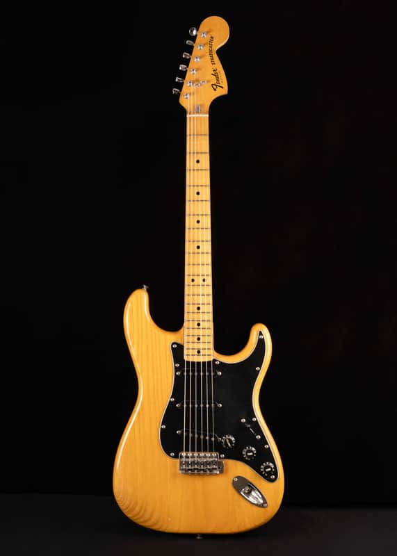 1977 Fender Stratocaster | Reverb