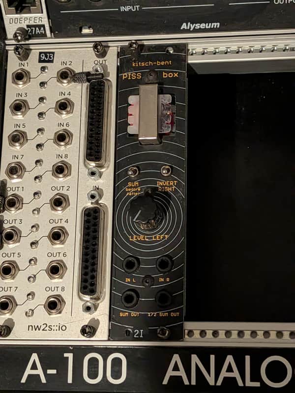 Kitsch-bent PISS box (Passive Inverter and Signal Summing | Reverb