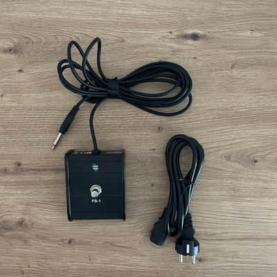 Kali Audio WS-6.2 Studio Subwoofer w/ Footswitch, Power Cable | Reverb