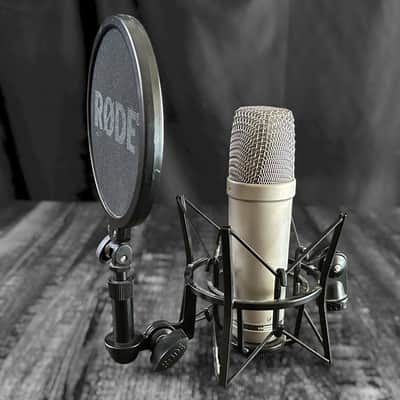 RODE NT1-A Large Diaphragm Cardioid Condenser Mic w/ Shock | Reverb