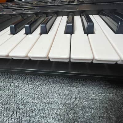Yamaha PSR-60 Synthesizer 1980s - Black | Reverb