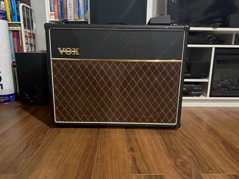 🎸 Vox AC15C2 Custom Twin — 15W All-Tube 2x12" Combo | Reverb Canada