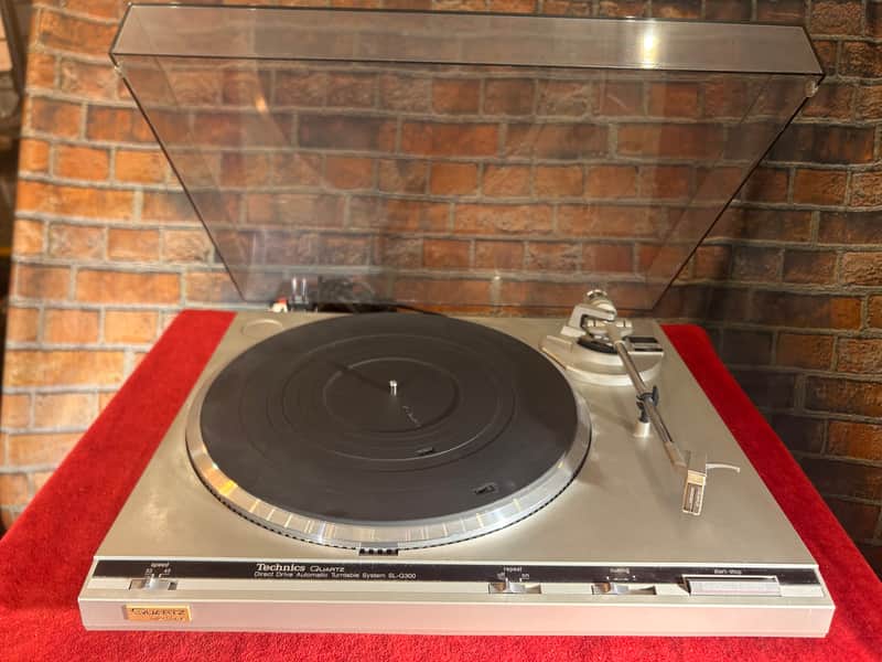Technics SL-Q300 Direct Drive Turntable w/ATU4030LC Needle | Reverb