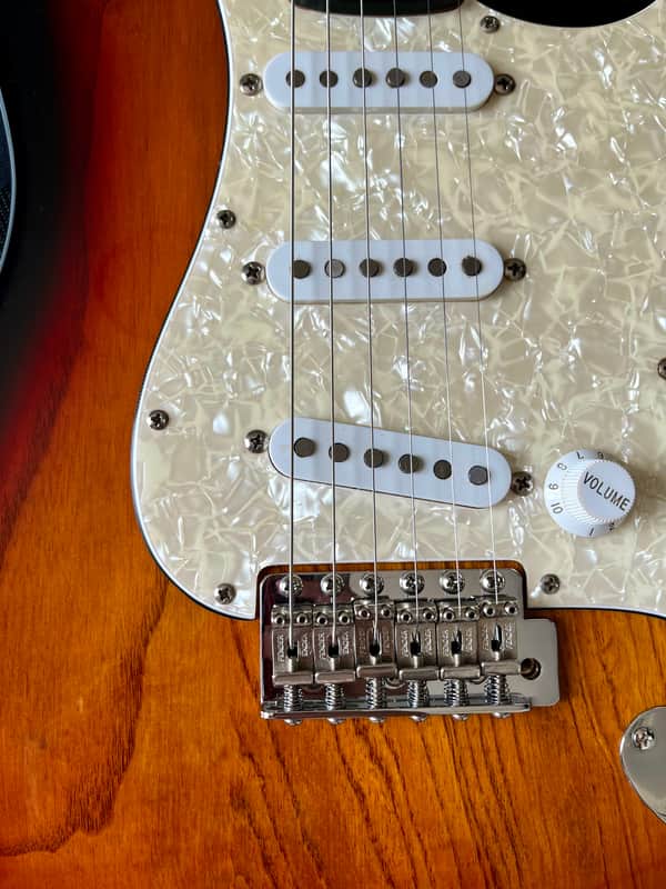 Squier Pro Tone Stratocaster Ash and Rosewood | Reverb Canada