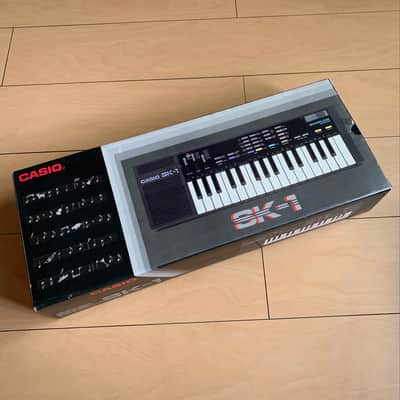 Casio SK-1 Sampling Keyboard w/ Box | Reverb