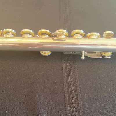 Yamaha YFL-385 Flute – Open-Hole, Sterling Silver Headjoint, | Reverb