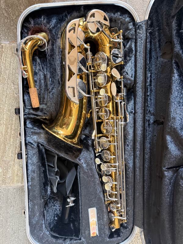 Conn 20M Alto saxophone with case and mouthpiece. Made in USA | Reverb