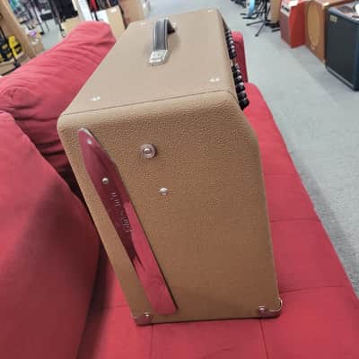 Fender Acoustasonic Junior 2-Channel 2 x 40-Watt 2x8" | Reverb