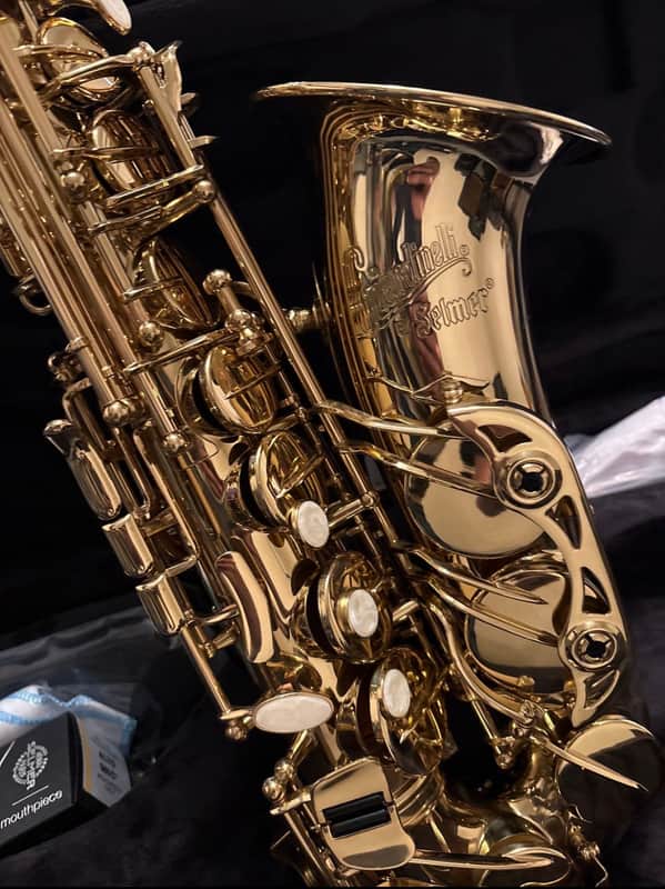 Giardinelli GAS-12 Alto Saxophone - Gold Lacquer | Reverb