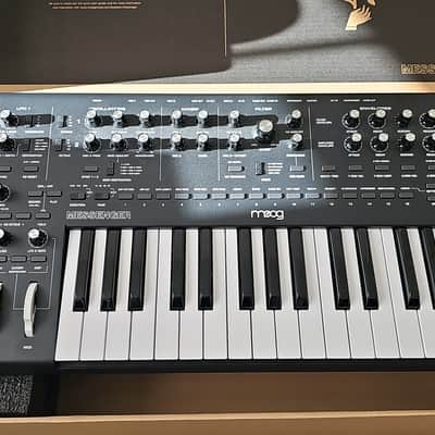 Moog Messenger 32-Key Monophonic Synthesizer 2025 - Present - | Reverb