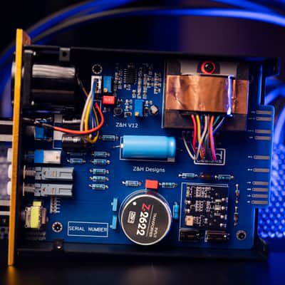 Z & H V12 500 Series Mic Preamp 2025 | Reverb UK