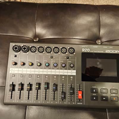 Zoom R20 Multitrack Recorder 2021 - Present - Black | Reverb
