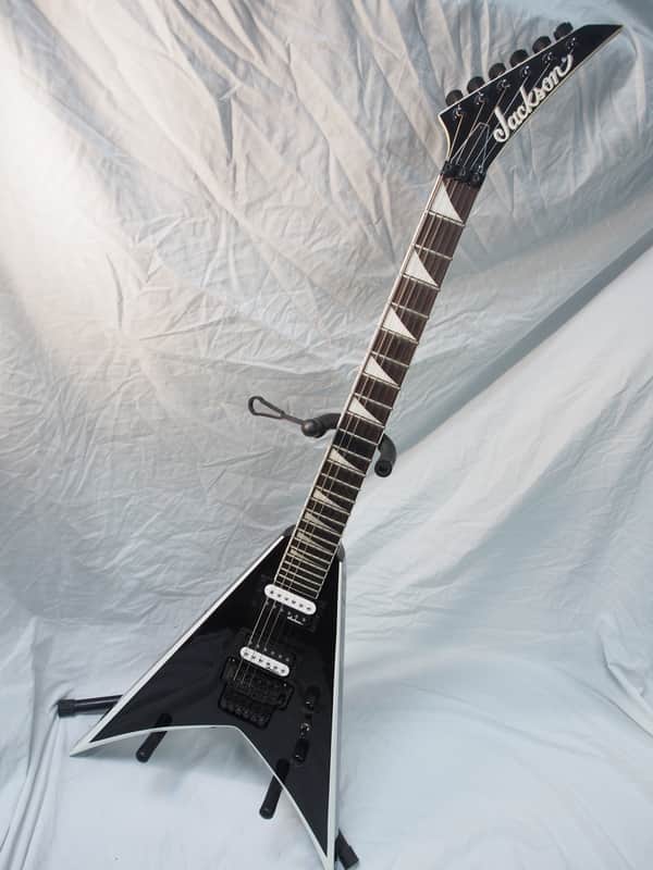 Jackson JS32T King V 2017 - Gloss Black with White Bevels | | Reverb