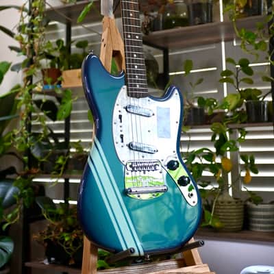 *New in Box* Fender Vintera II '70s Competition Mustang 2025 | Reverb