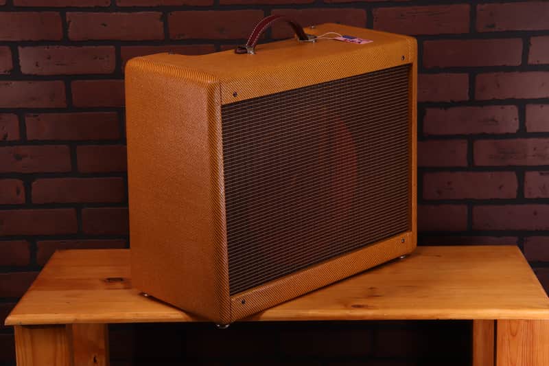 Narrow panel 5e3 Tweed Deluxe - Amber Shellac /Nitro Lacquer | Reverb