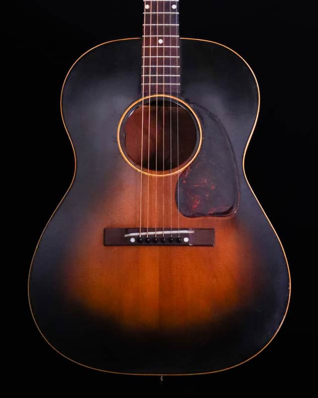 Gibson LG-1, Vintage Sunburst, Hardshell Case 1952 - USED | Reverb