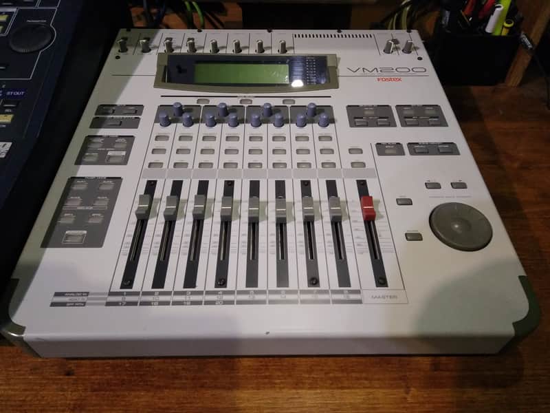 Fostex mixer digitale VM200 + VR800 | Reverb