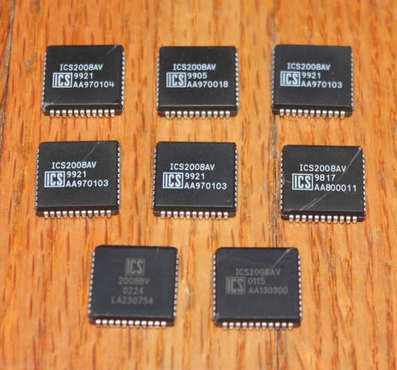 One Akai Mpc2000xl Smpte Timecode Chip Board Sync Timing Reverb