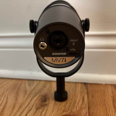 Shure MV7i USB-C Microphone and Audio Interface | Reverb