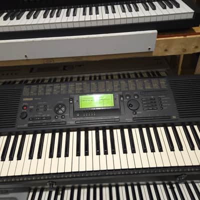 Yamaha PSR-520 61-Key Keyboard - Local Pickup Only | Reverb